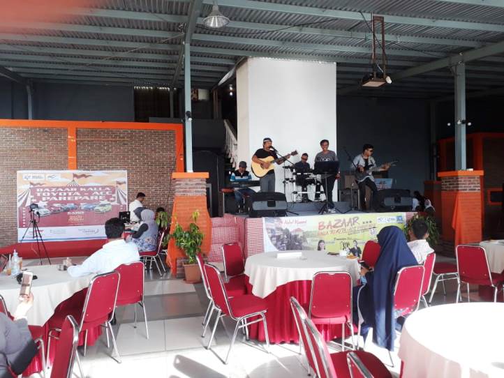 Asyiknya Nikmati Sunset di Rooftop Cafe Hotel Kenari - Pijar News