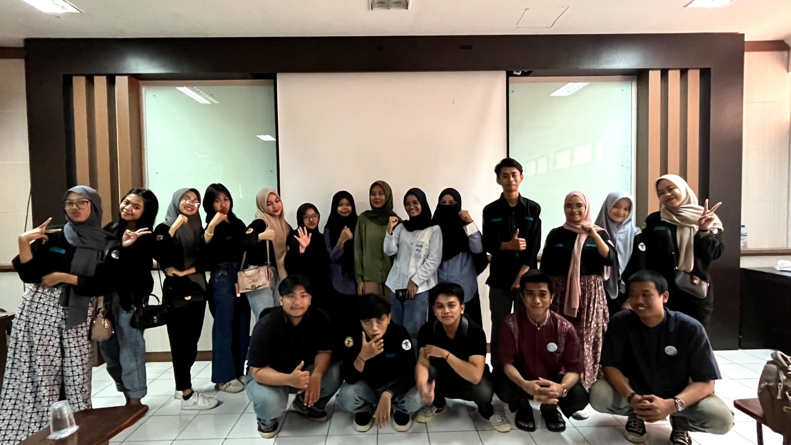 Humanis FISIP Unhas Tingkatkan Kapasitas Mahasiswa Melalui Kelas Advokasi