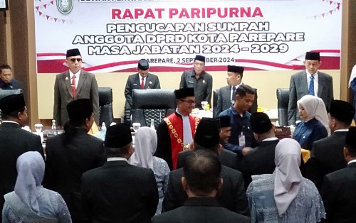 25 Anggota DPRD Kota Parepare Terpilih Resmi Dilantik, Kaharuddin Kadir Ketua Sementara